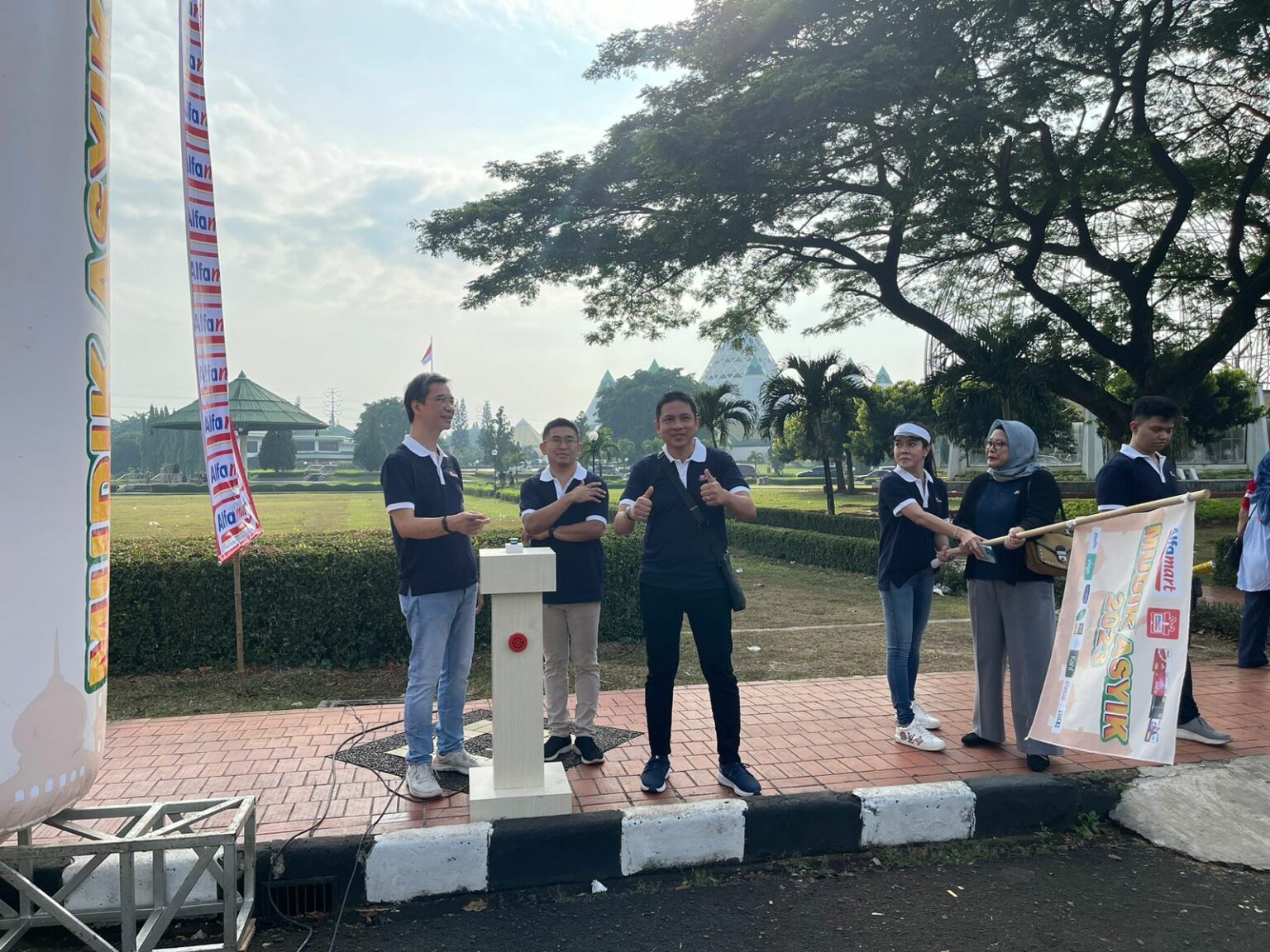 Bank Aladin Syariah Lepas Mudik Asyik 2023 bareng Alfamart - Aladin